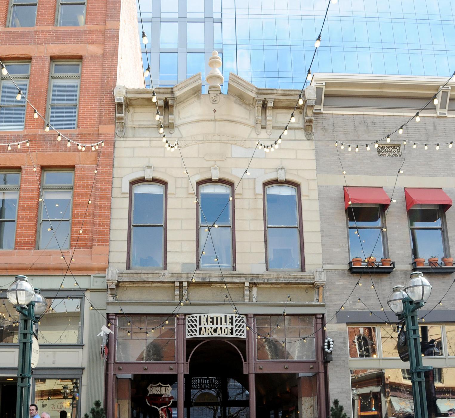 Enjoy Larimer Square with a Walking Tour | Historic Denver